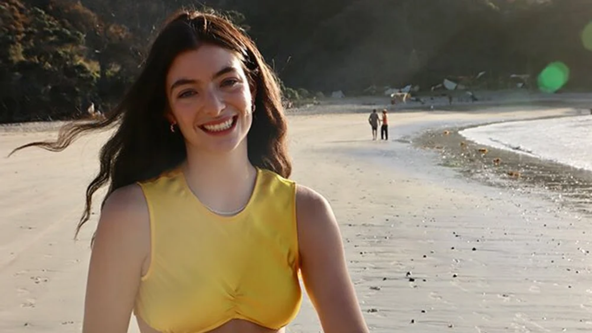 Acústico, leve e otimista – conheça “Solar Power”, novo álbum de Lorde ...