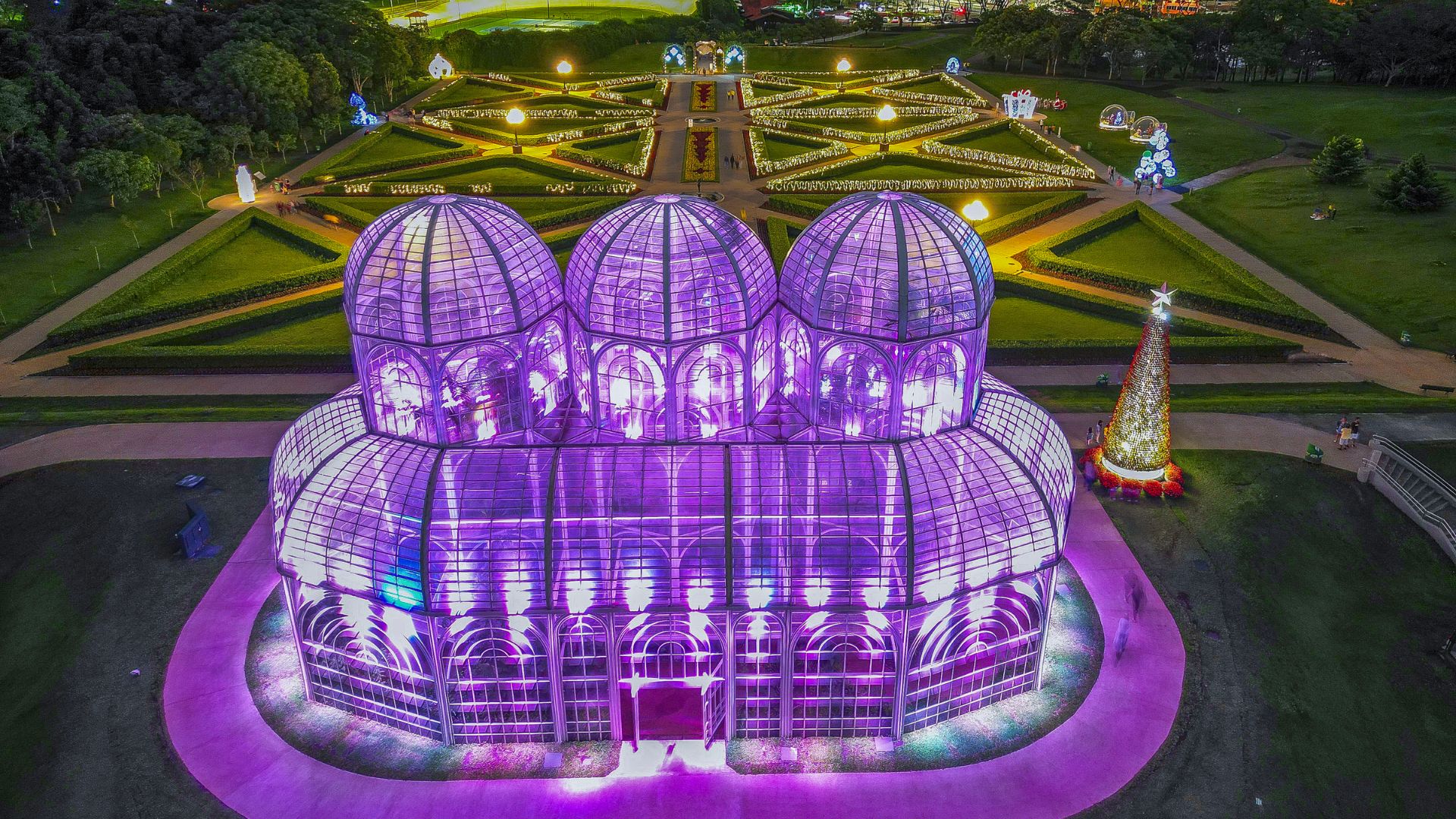 Decorações natalinas de Curitiba podem ser visitadas até 8 de janeiro ...