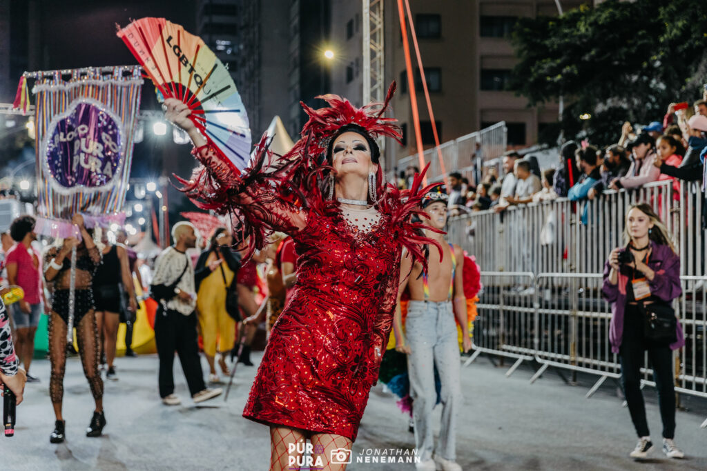 Bloco celebra drag queens no Carnaval curitibano - Curitiba Cult ...